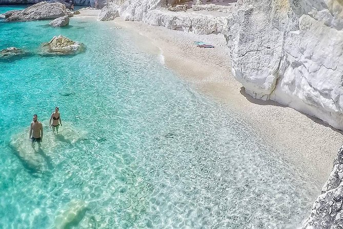 One day guided boat tour along the Baunei coast. - An In-Depth Look at the Baunei Coast Tour