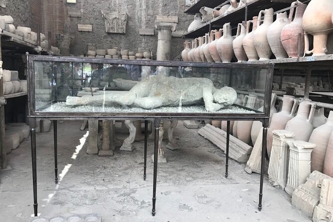 Pompeii: Guided Small Group Tour Max 6 People with Private Option - Key Points
