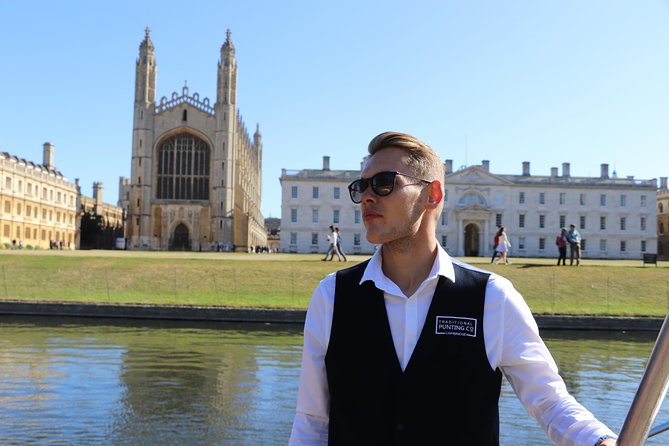 Private Chauffeur Punt Tour - An In-Depth Look at the Cambridge Punting Experience