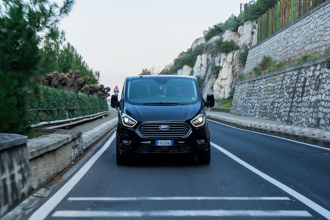 Shared Transfer from Naples Airport to Sorrento - Learning from Reviewers: Pros and Cons