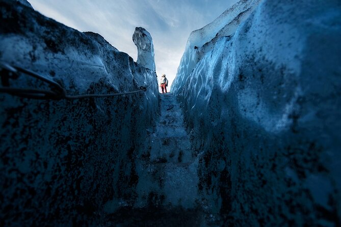 2-Day Ice Cave & South Coast: Glacier Hike and Glacier Lagoon