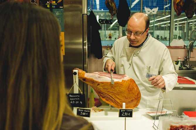 Authentic Food and Wine Tour in Porto by Food Lover Tour