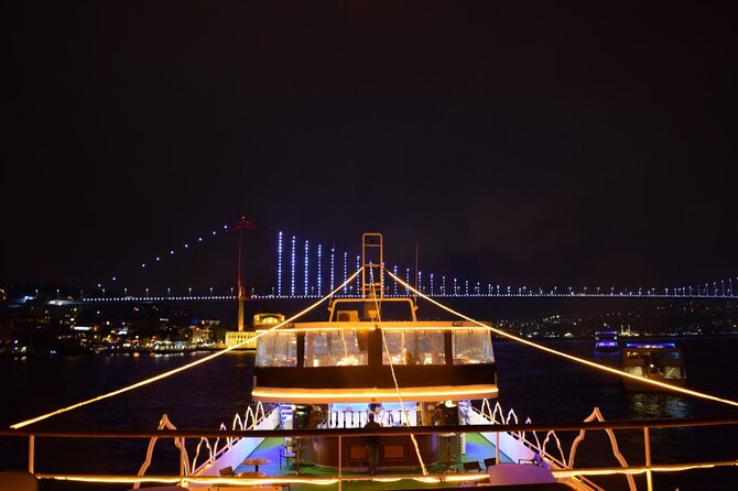Bosphorus Dinner Cruise with Folk Dance and Live Performances