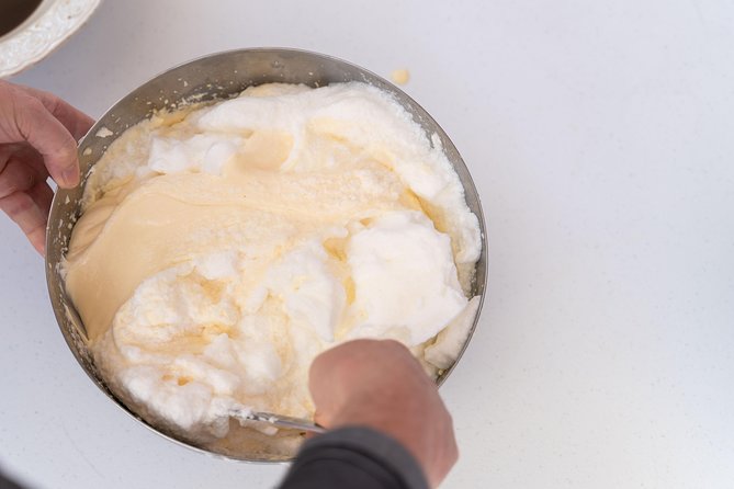 Cesarine: Small group Pasta and Tiramisu class in Varenna