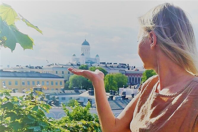 CITY Tour with Food Tasting in Helsinki