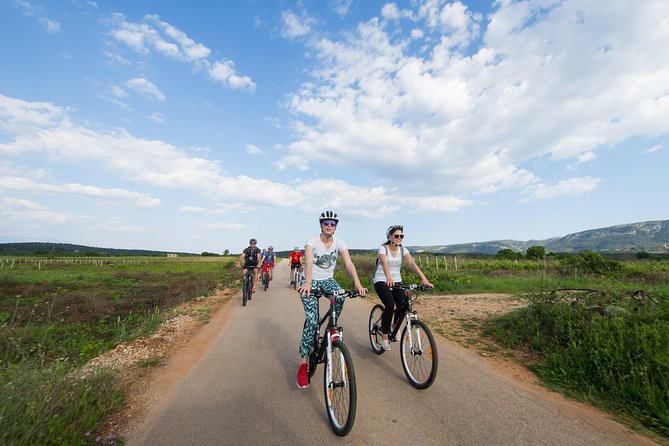 Cycle Hvar Tour