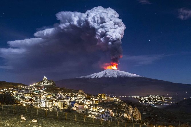 Etna Tour and Lunch in a Winery with Wine Tasting