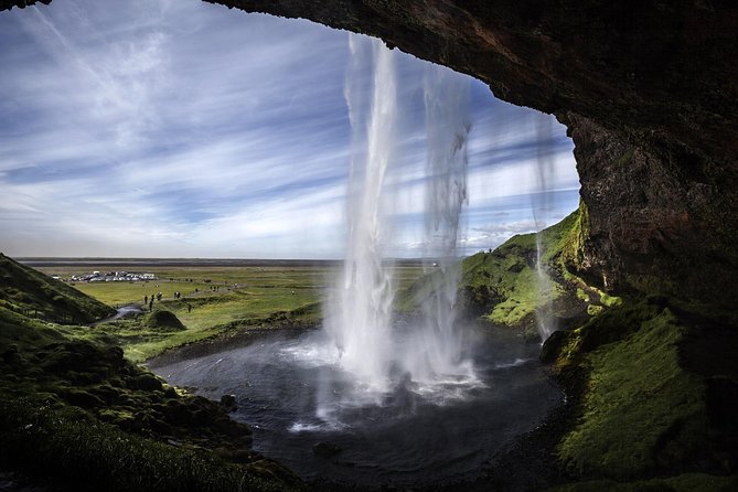 Glacier Hike and South Coast Tour by Minibus from Reykjavik