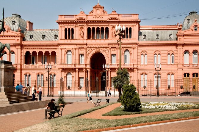 Group city tour of buenos aires (missable) transportation & group size: why they matter