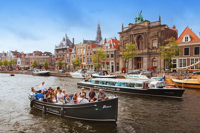 Haarlem: 50 minutes Boat Cruise
