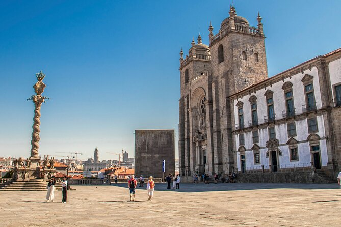 Historic Porto by Private Electric Tuk Tuk to Top Landmarks