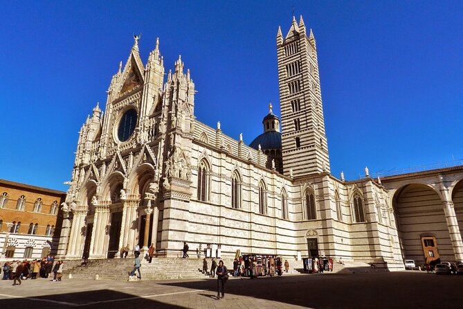 Livorno Shore Excursion: Private Day Trip to Siena and San Gimignano