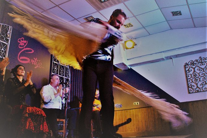 Local Flamenco Show with dinner at El Cortijo