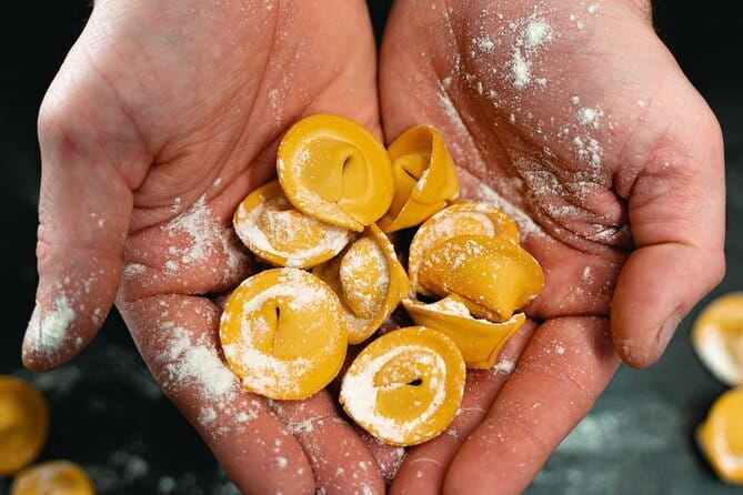 Pasta Cooking Class: Mastering Nonna's Recipes