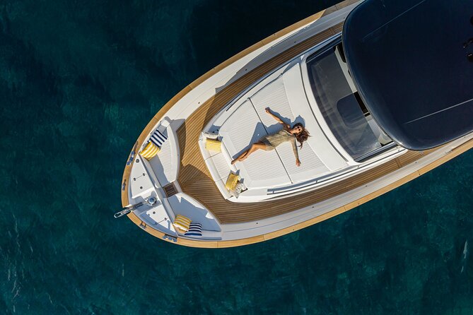 Private Full Day Capri Tour by Boat from Positano