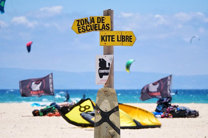 Private kiteboarding lessons in Tarifa (adapted to every level)