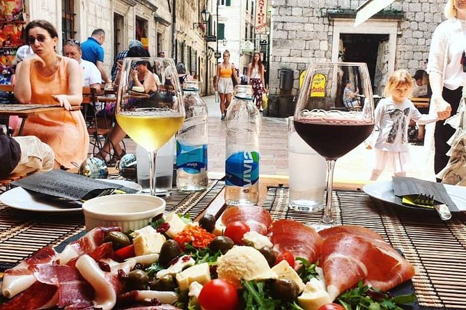 Private Walking tour with Wine and Food