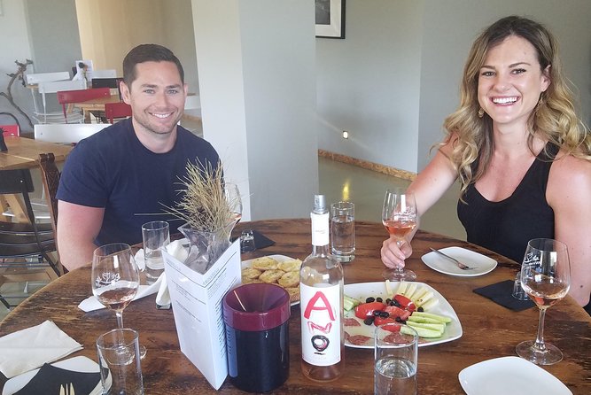 Semi-Private Wine Discovery Tour in Chania
