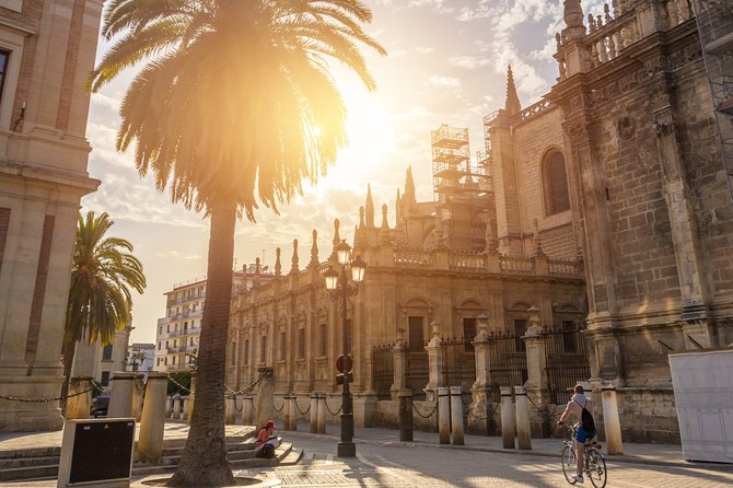 Seville Former Jewish Quarter Walking Tour: Santa Cruz