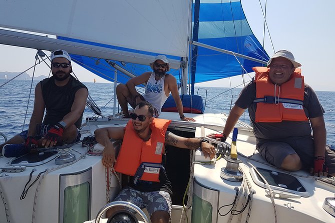 Single day Sail boat cruise with swimming, snorkeling, drinks and lunch
