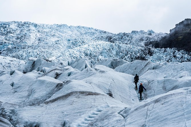 Skaftafell: 4h Small Group Glacier Hike with Guide and Transfer