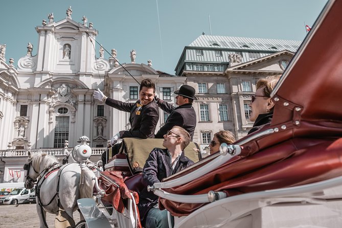 Vienna Horse-Drawn Carriage Ride with Sparkling Wine and Food