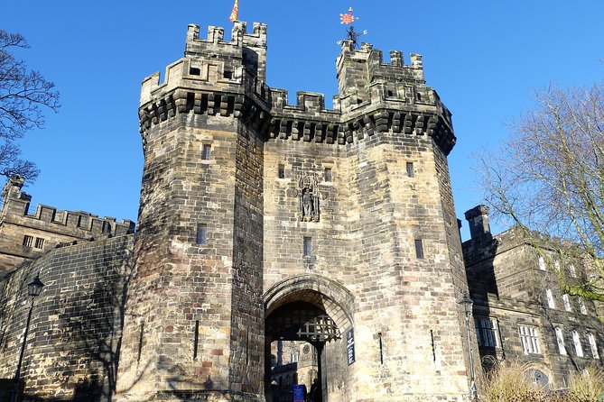 Windermere & Lake District Tour from Manchester Including Cruise