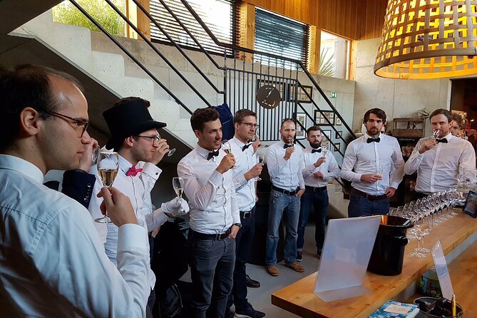 Wine tasting and immersive cellar tour