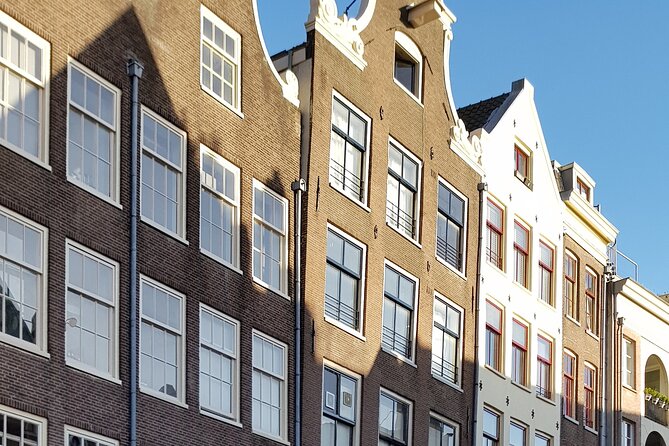 Amsterdam 1-Hour Canal Cruise With Live Guide - Price and Value