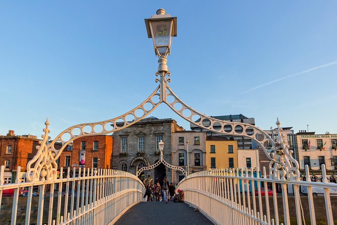 Dublin Private Walking Tour with a local: Highlights & Gems - Detailed Walkthrough of a Typical Tour