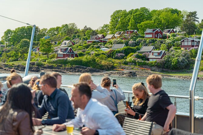 Guided Sightseeing Cruise on Oslofjord by Premium Silent Boat - The Value of a Quiet, Eco-Friendly Boat Tour
