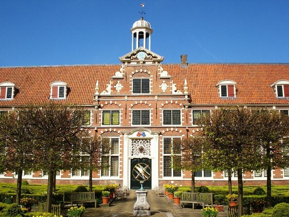 Haarlem: 50 minutes Boat Cruise - The Sum Up