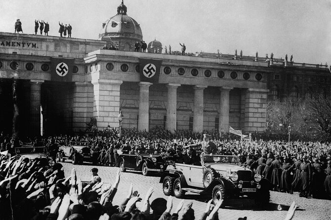 Historical Hitler Walking Tour of Vienna - What Reviewers Say About the Experience