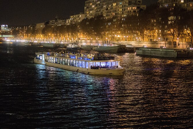 Paris Gourmet Dinner Seine River Cruise with Singer and DJ Set - Practical Tips for Booking and Enjoying