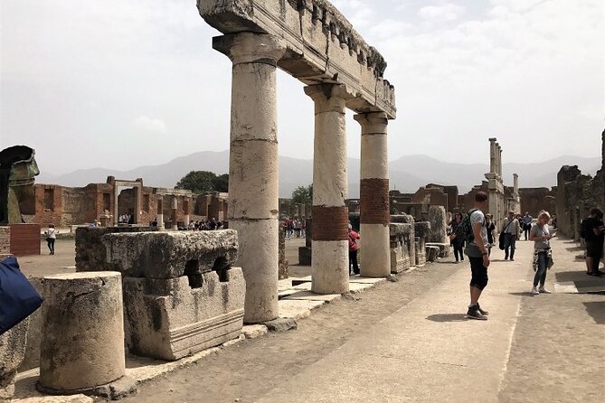 Pompeii: Guided Small Group Tour Max 6 People with Private Option - Practical Details & Tips