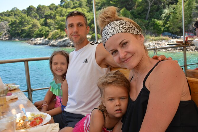 Dubrovnik:3 Islands Boat Tour with Lunch&drinks(FR,ES,IT,EN) - Authentic Experiences & Practical Tips