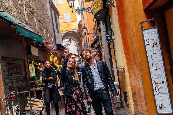 Highlights & Hidden Gems With Locals: Best of Bologna Private Tour - Authentic Experiences and Hidden Discoveries