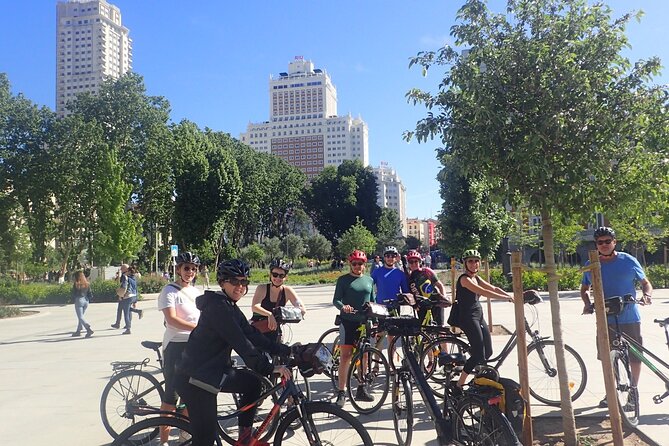 Madrid City Tour | Regular Bike | Reduced Groups - The Sum Up
