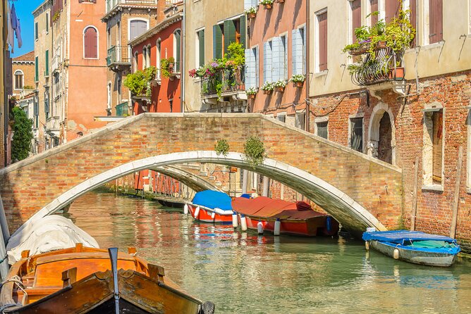 Murano & Burano Islands Guided Small-Group Tour by Private Boat - The Sum Up: Who Will Love This Tour?