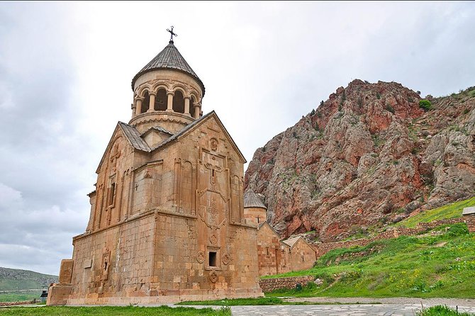 Small Group Day Trip to Khor Virap Noravank and Areni Winery - Summing It Up
