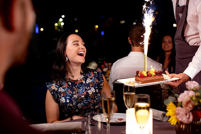 Bateaux Parisiens Seine River Gourmet Dinner & Sightseeing Cruise - Who Is This Experience Best For?