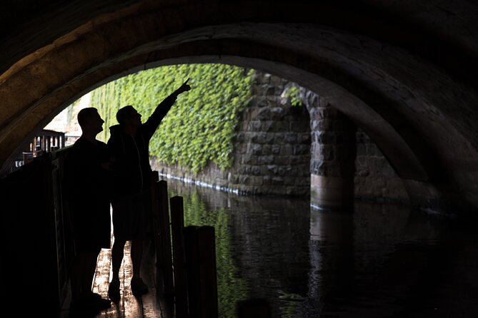 Charles Bridge: River Boat Cruise & Guided Tour with PragueWay - FAQs