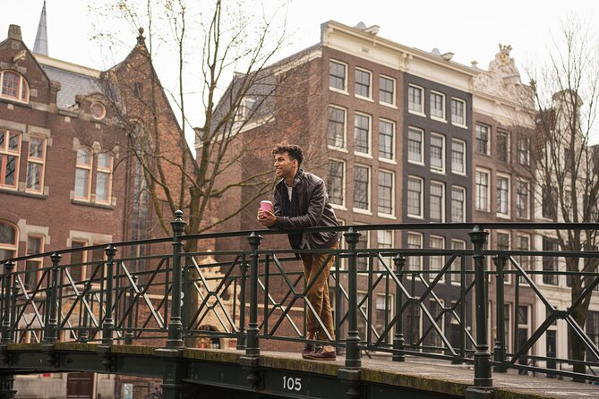 Amsterdam Canal Photoshoot with Private Photographer - FAQs