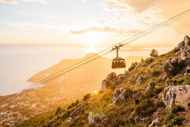 Dubrovnik Shore Excursion: Explore Dubrovnik by Cable Car (ticket included)