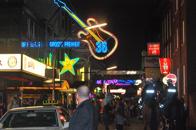 Ahoy St.Pauli at night - the legendary Kieztour - Diving into the Tour Itinerary
