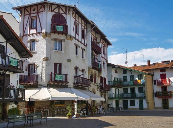BAYONNE, BIARRITZ and SAINT JEAN DE LUZ - Private Cultural Adventure - The Journey Begins: From San Sebastian to Bayonne