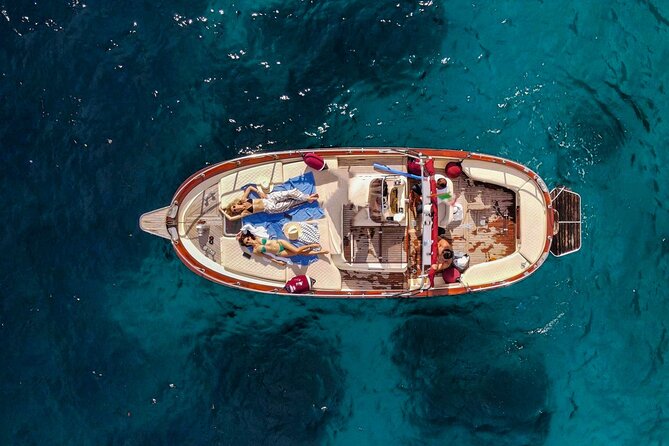 Capri tour with "Gozzo" (3 hours) - Why Choose the Capri Gozzo Tour?