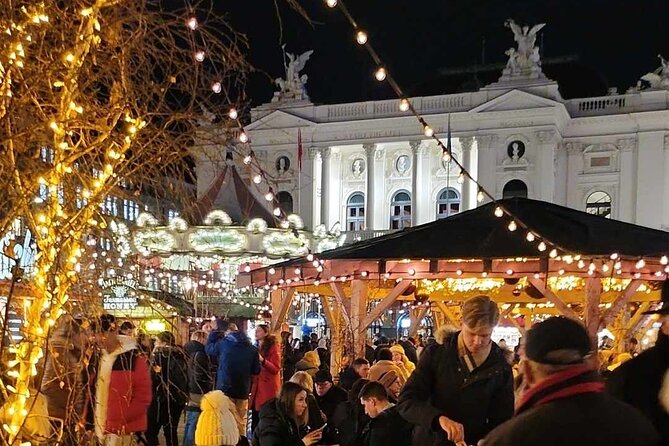 Christmas Walking Tour in Zürich: Exploring Holiday Charm