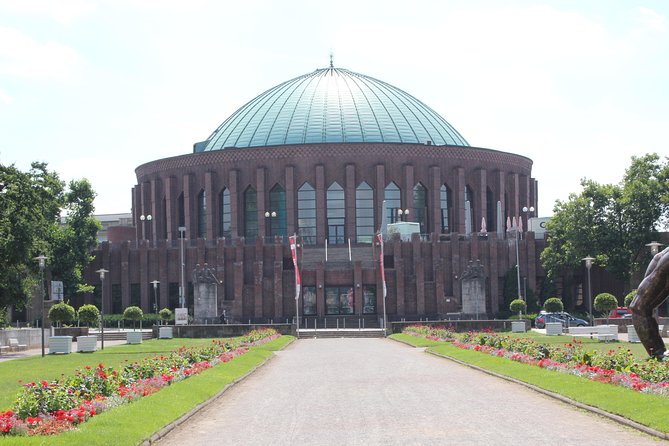 Düsseldorf Segway Rhein Tour: Rhine River Experience - Key Points