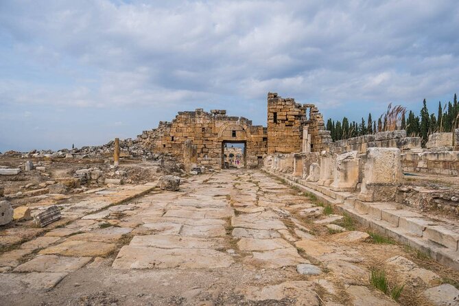 Full Day Pamukkale and Hierapolis Tour from Izmir - Authentic Insights from Tour Reviews